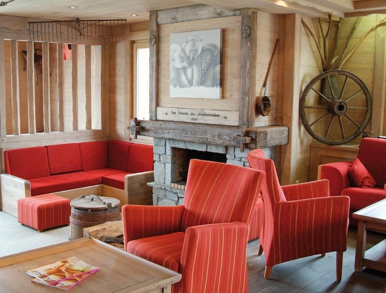 À 100m Des Pistes De Ski, Piscine, Sauna, Hammam, Balcon, Télévision, Casier à Ski, 56-63m² - Le Corbier
