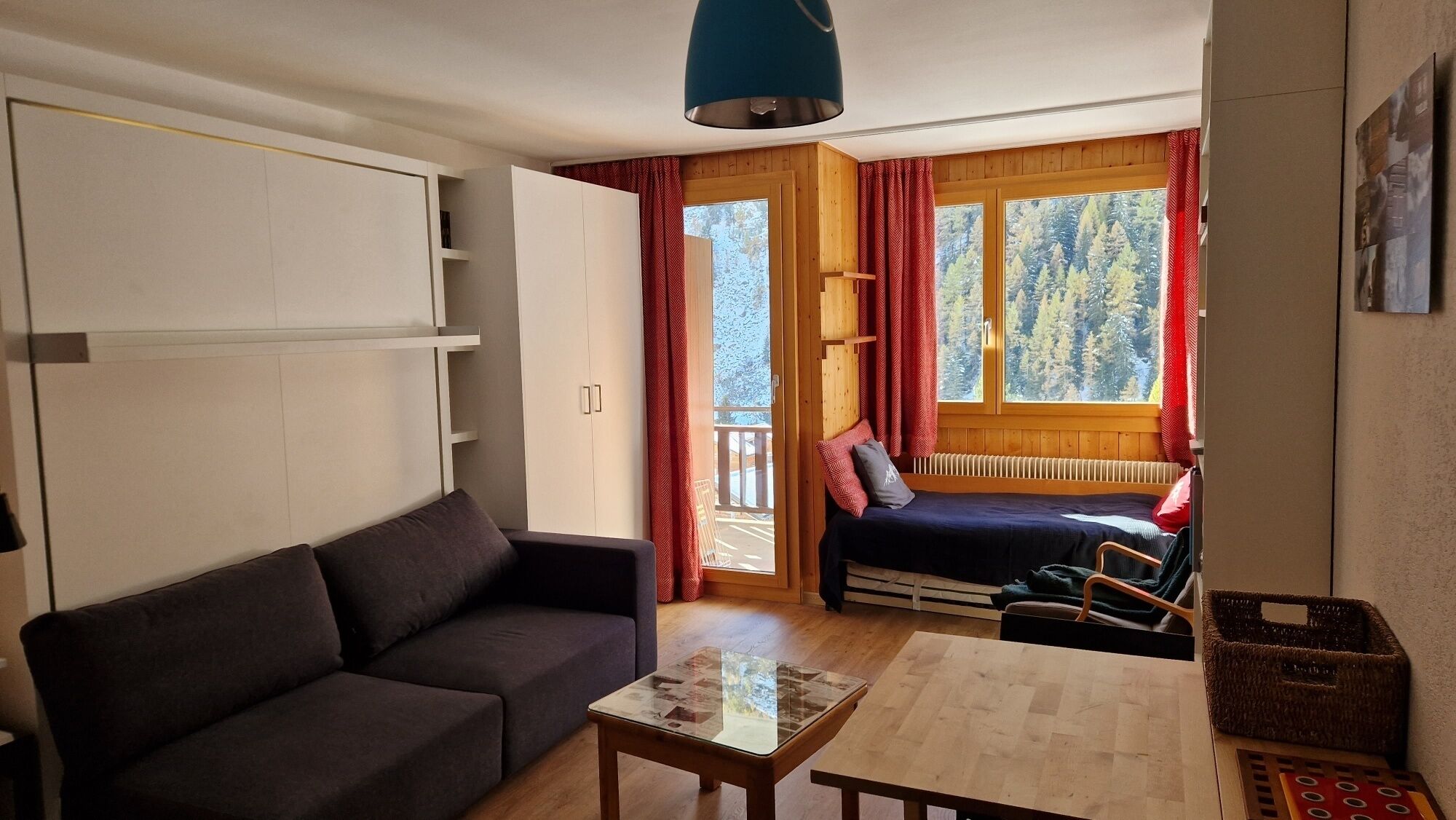 Appartment In A Building In Zinal - 1 Double Bed In The Living Room (160x200) - Kitchen - 1 Bathroom - Zinal