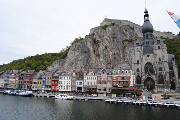 L'inattendu Sur La Croisette Dinant Centre - Dinant