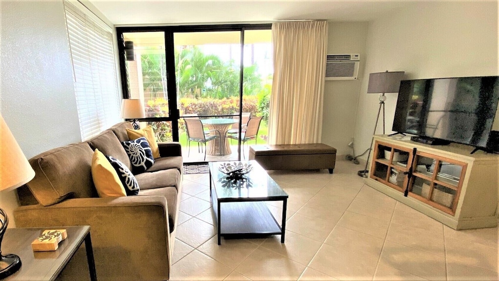 *Walk To Beach* Kamaole Sands Inner Courtyard, Ground Floor, Smart Tv - Maui, HI