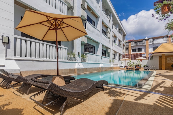 Rattana Beach Hotel - Phuket