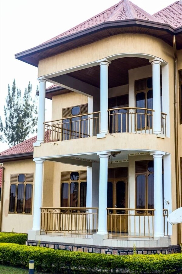 Ishema Kigali Home - Kigali