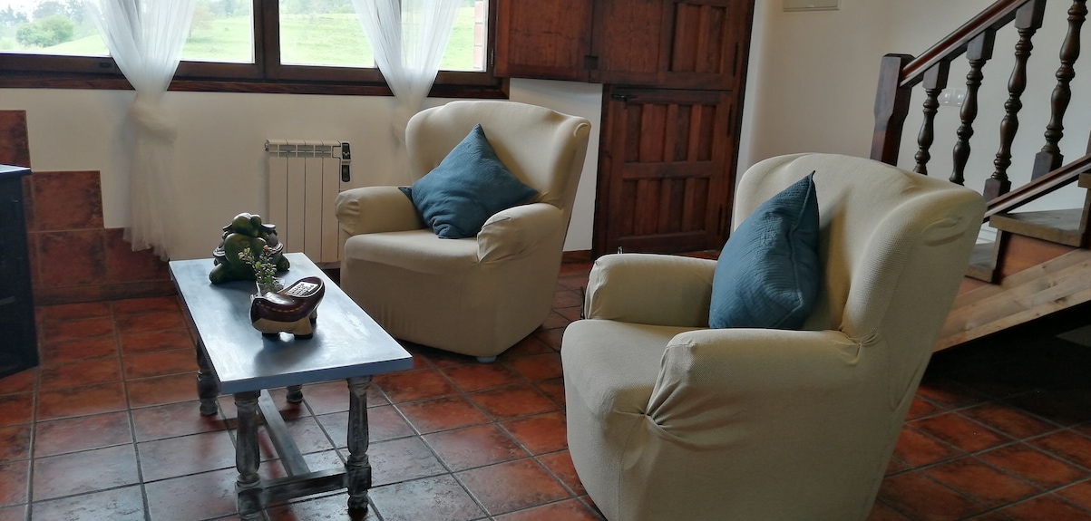 Dúplex Con Chimenea Para 2 Personas - Cangas de Onís