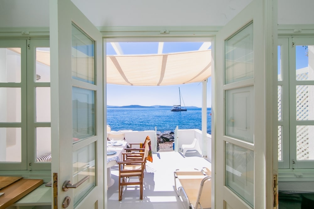 Armeni Beach House - With Private Boat Service! - Santorini