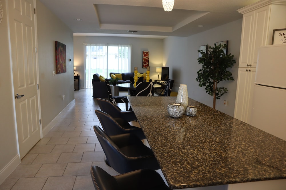 Peaceful Townhouse In Kissimmee Florida - St. Cloud, FL
