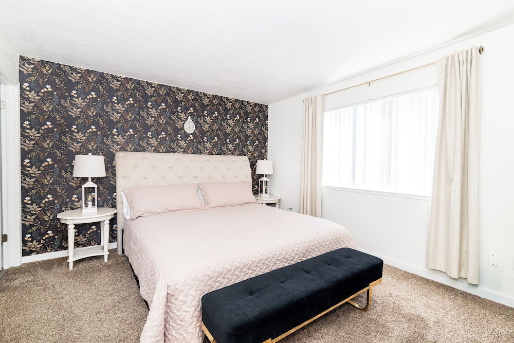 Casa Encanto - Stylish, Clean & Relaxing Hidden Gem - Rocklin, CA