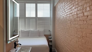 Quarto Standard (King Quarters with Twin Loft) | Roupa de alta qualidade, com decoração personalizada