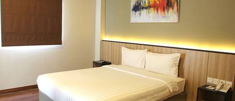 Quarto Duplo Superior | Secretária, secretária adequada para computadores portáteis