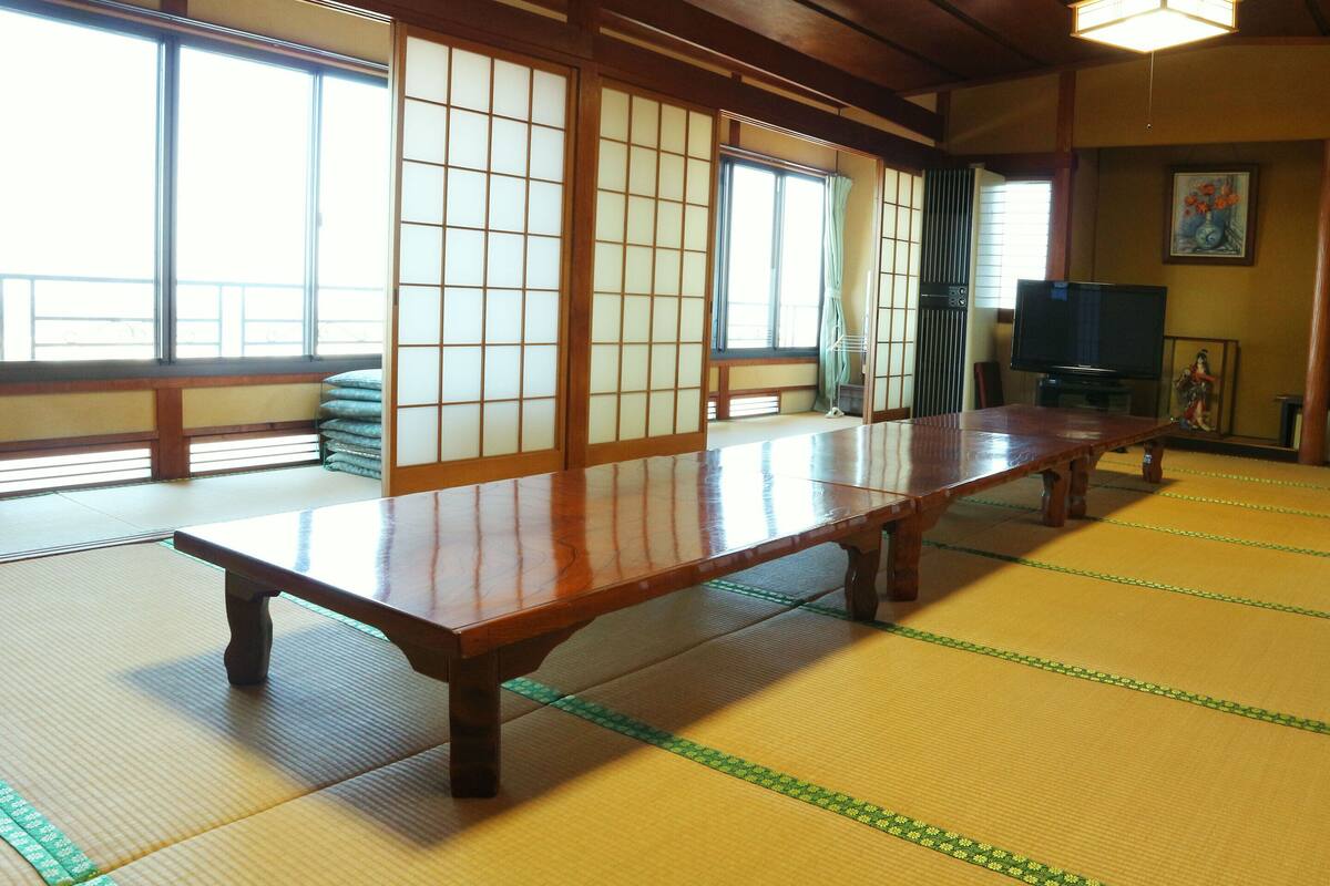 Quarto Tradicional, casa de banho partilhada (Japanese Style for 6, 2nd Floor) | Roupa de cama fornecida 