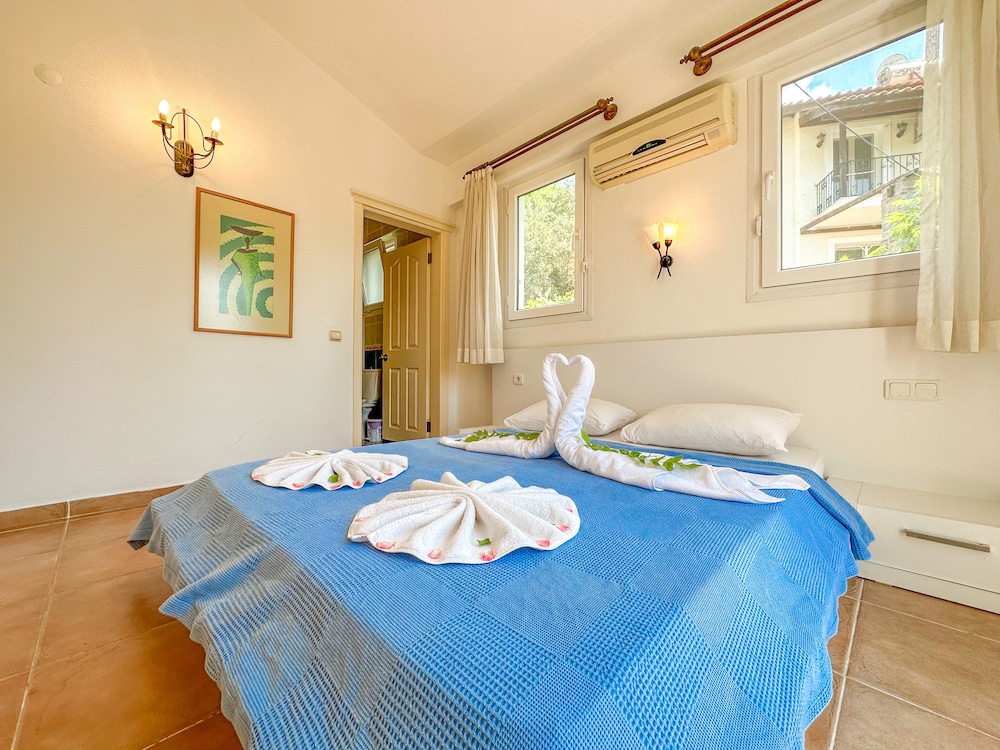 Villa Independiente De 3 Dormitorios Con Piscina Privada. - Ölüdeniz