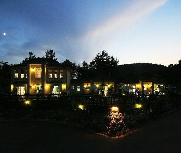 Exterior