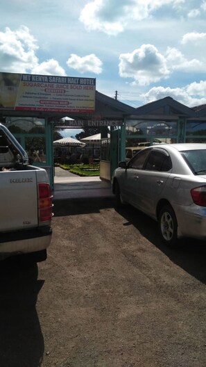 Fachada da propriedade