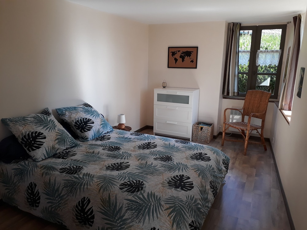"Le Colibri" Authentique Maison Franc-comtoise En Pierre - Piscine Privative - Arbois