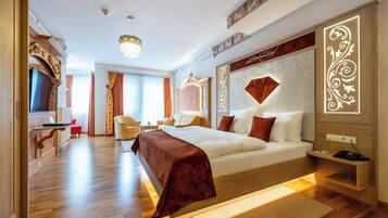 Suite Deluxe | 1 quarto, roupa hipoalergénica, cofre no quarto