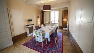 Casa Exclusiva, casa de banho anexa (7 Lieux) | Restaurante