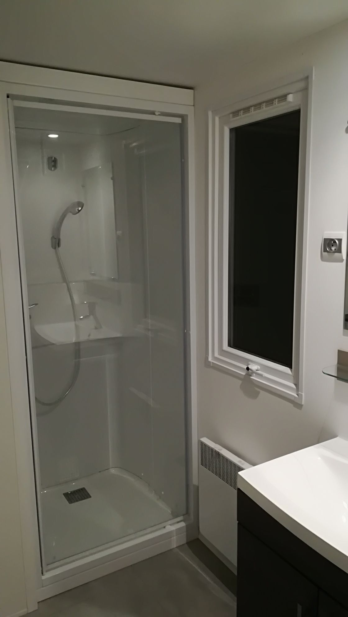 Mobile-home Récent  Au Coeur De La Normandie , Proche Des Plages Du Débarquement - Litteau