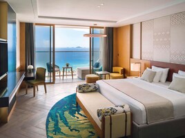 Quarto luxo, 1 cama King, vista para o mar | Roupas de cama premium, edredons de pluma, frigobar, cofres nos quartos