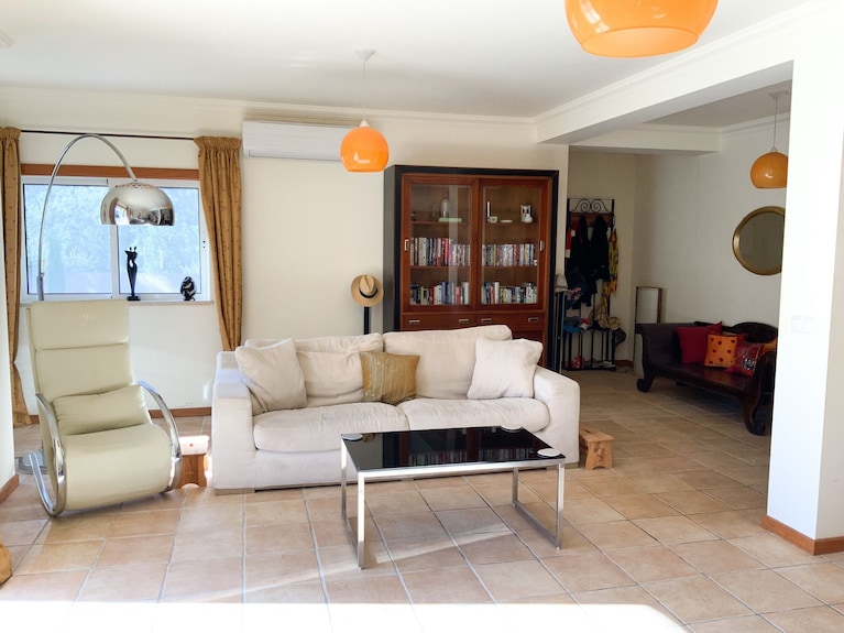 Stunning Rural Location Offering Peaceful Relaxation - Penela