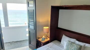Apartamento, varanda, vista para o oceano | Com decoração personalizada, com mobília individualizada