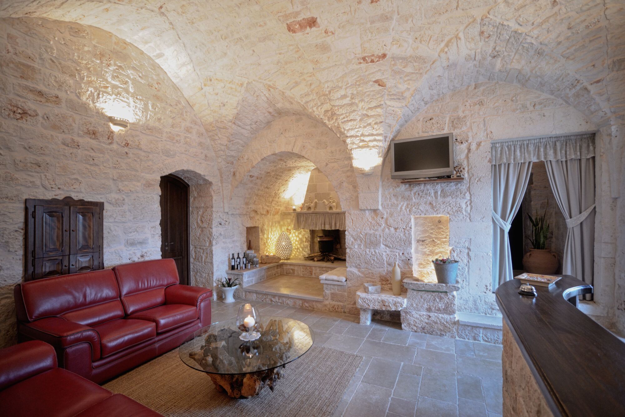 Villa Ciottolo - Six Bedroom Villa, Sleeps 18 - Ceglie Messapica