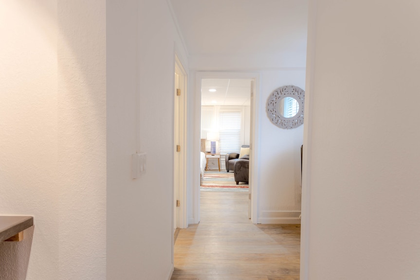 8075-walk To Mayo- Charming 2 Bedroom Boutique Apartment - Minnesota