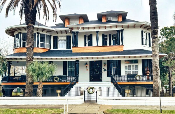 The Mansion On 17th - Galveston, TX