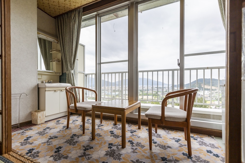 Kitaguni Grand Hotel - Tsuruga