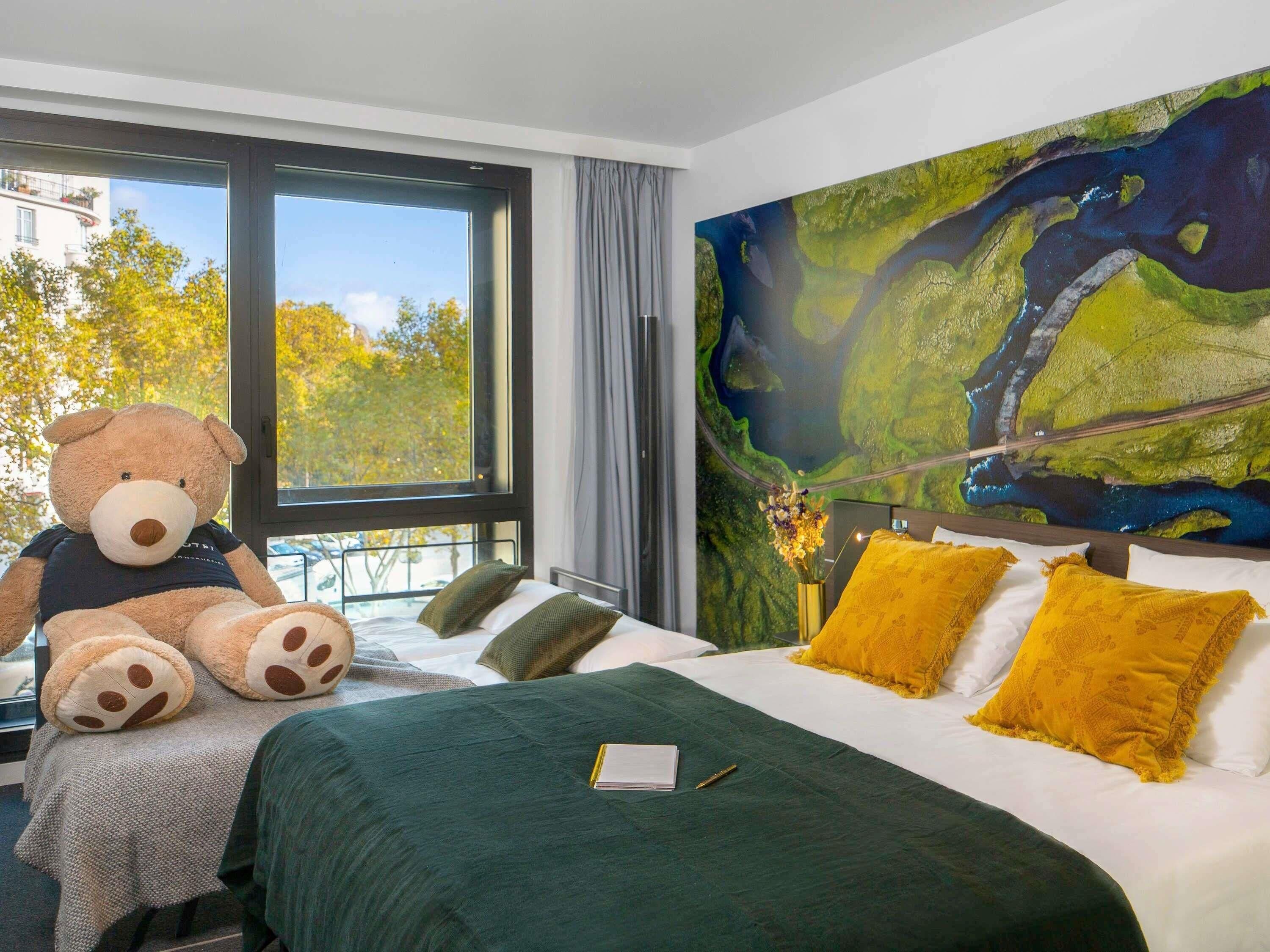 Quarto Familiar, 1 cama queen-size e sofá-cama | Roupa hipoalergénica, camas de colchão viscoelástico, cofre no quarto 