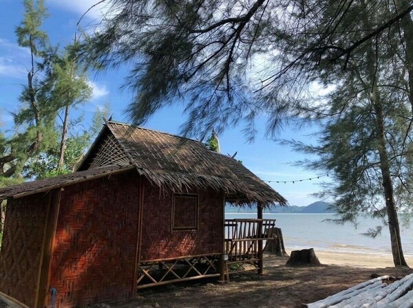 Blue Lagoon Home Trang - Trang