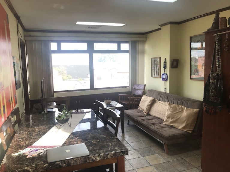 Deluxe Two-bedroom Penthouse Apartment In Escalante, San Jose Center - San José