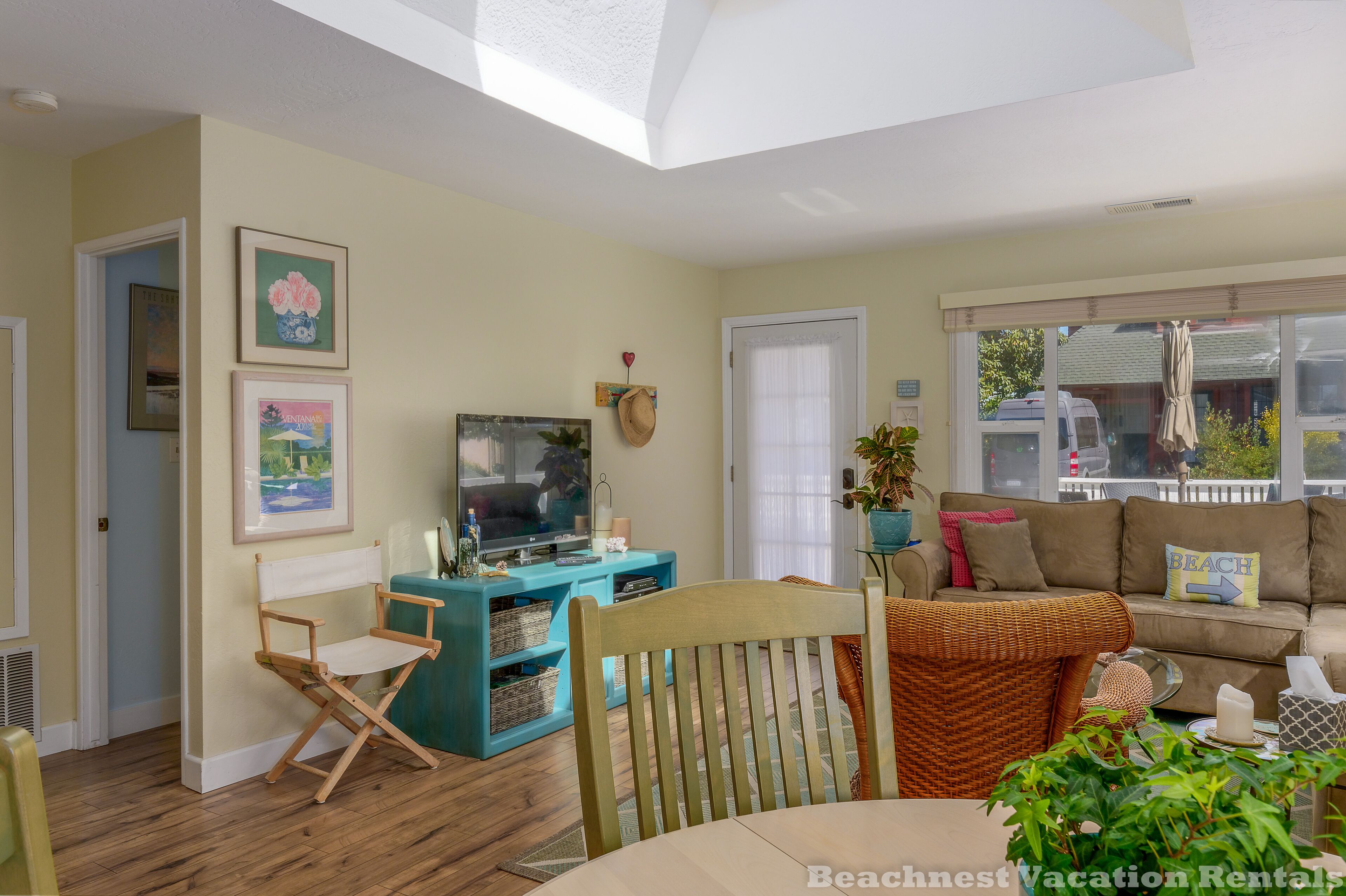 8th Avenue Beach Cottage - Santa Cruz, CA
