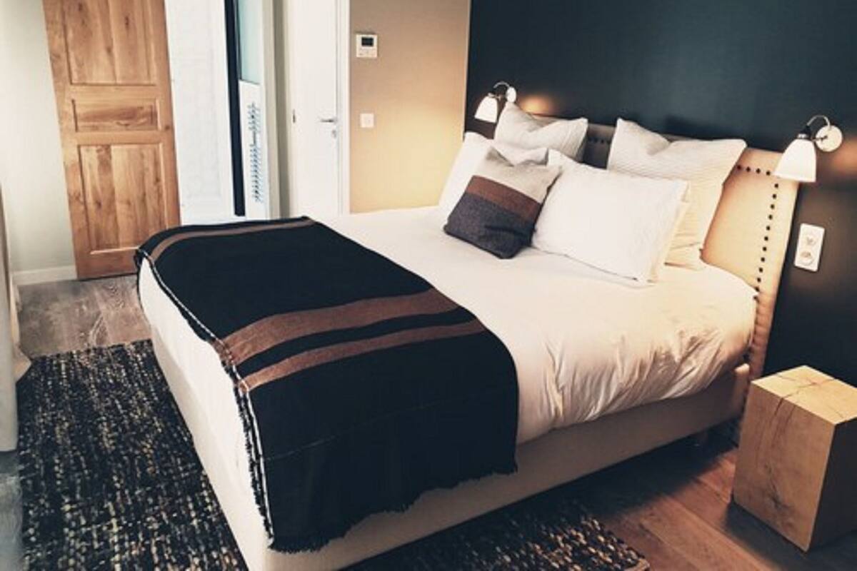 Quarto casal (Bouleau) | Quartos à prova de som, Wi-Fi de cortesia, roupa de cama