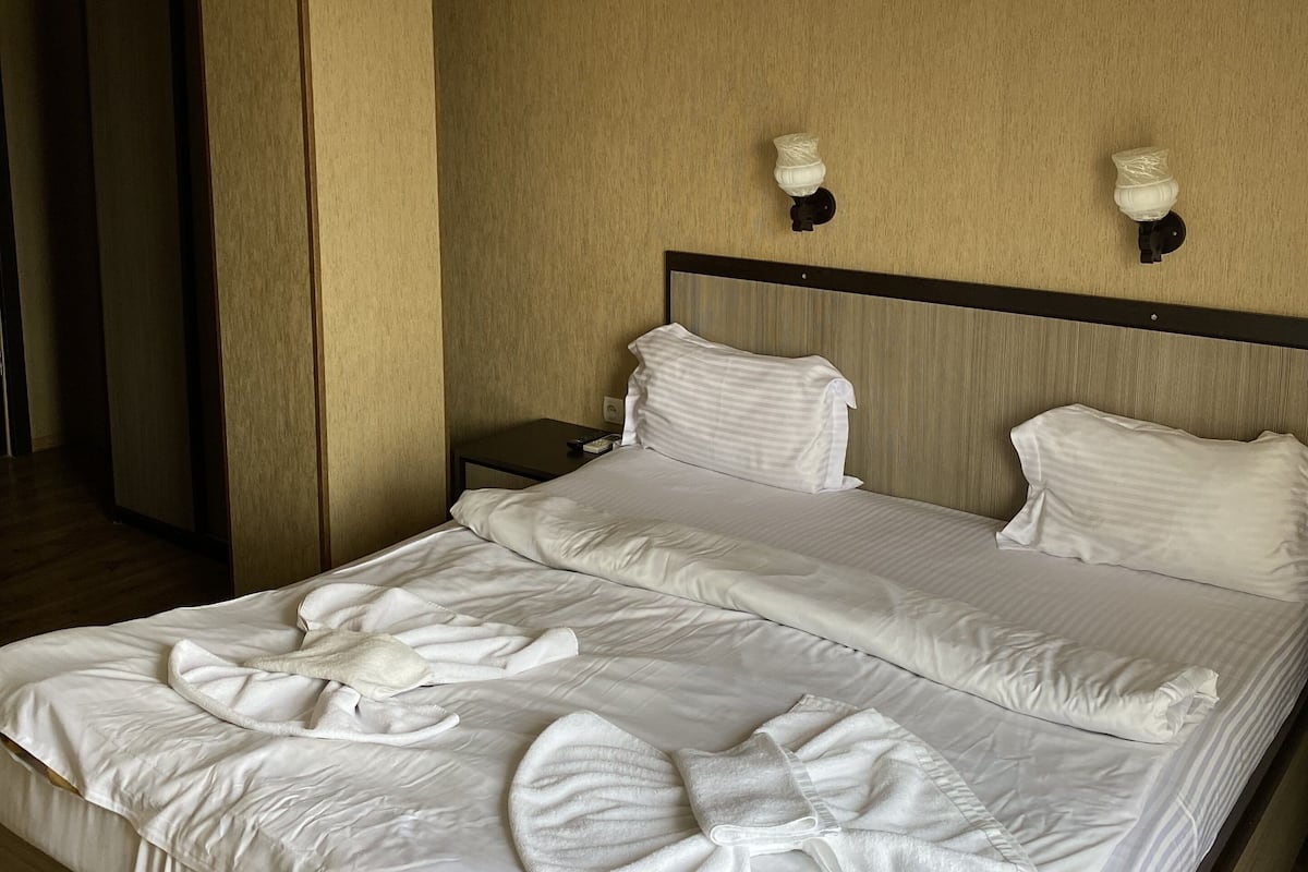 Quarto Duplo Comfort | Roupa de alta qualidade 
