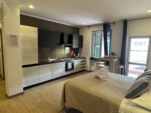 Ca'vour Affittacamere - La Spezia