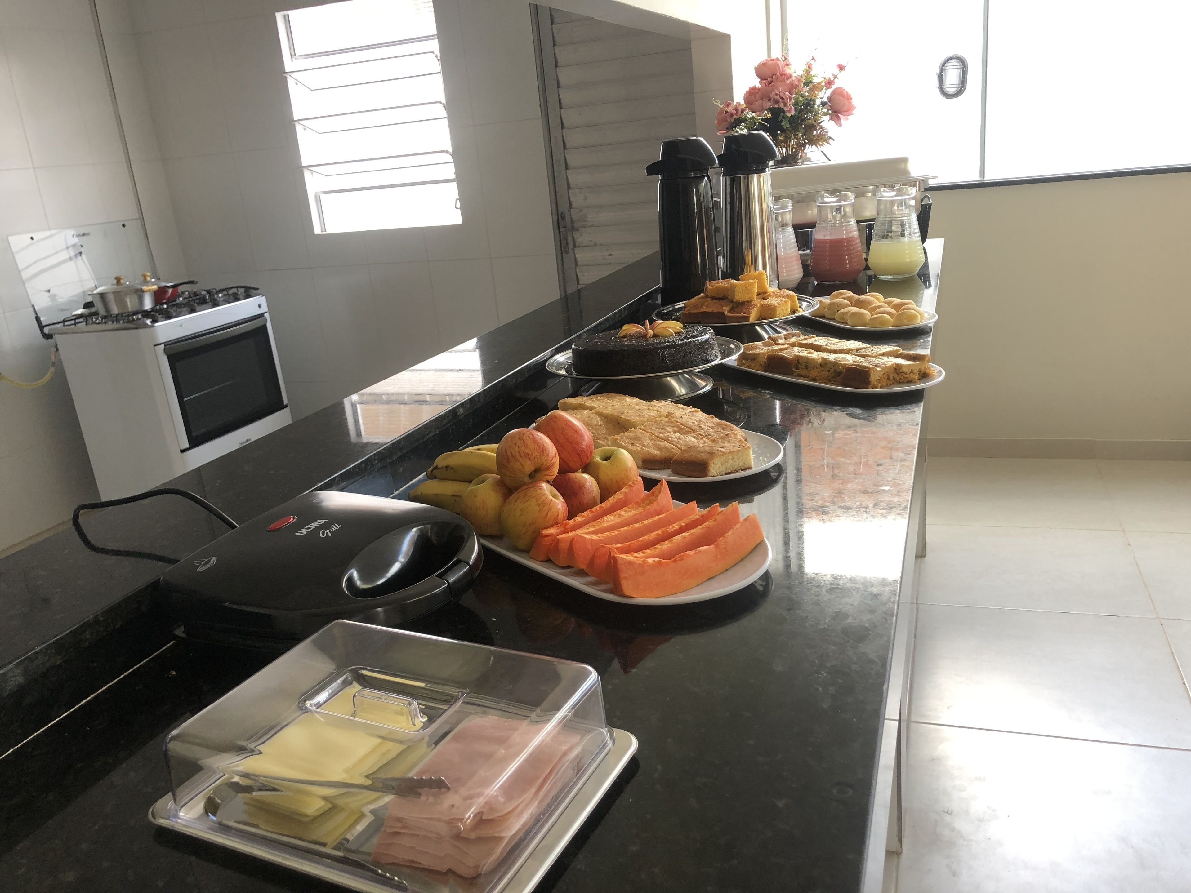 Pequeno-almoço continental diário incluído 