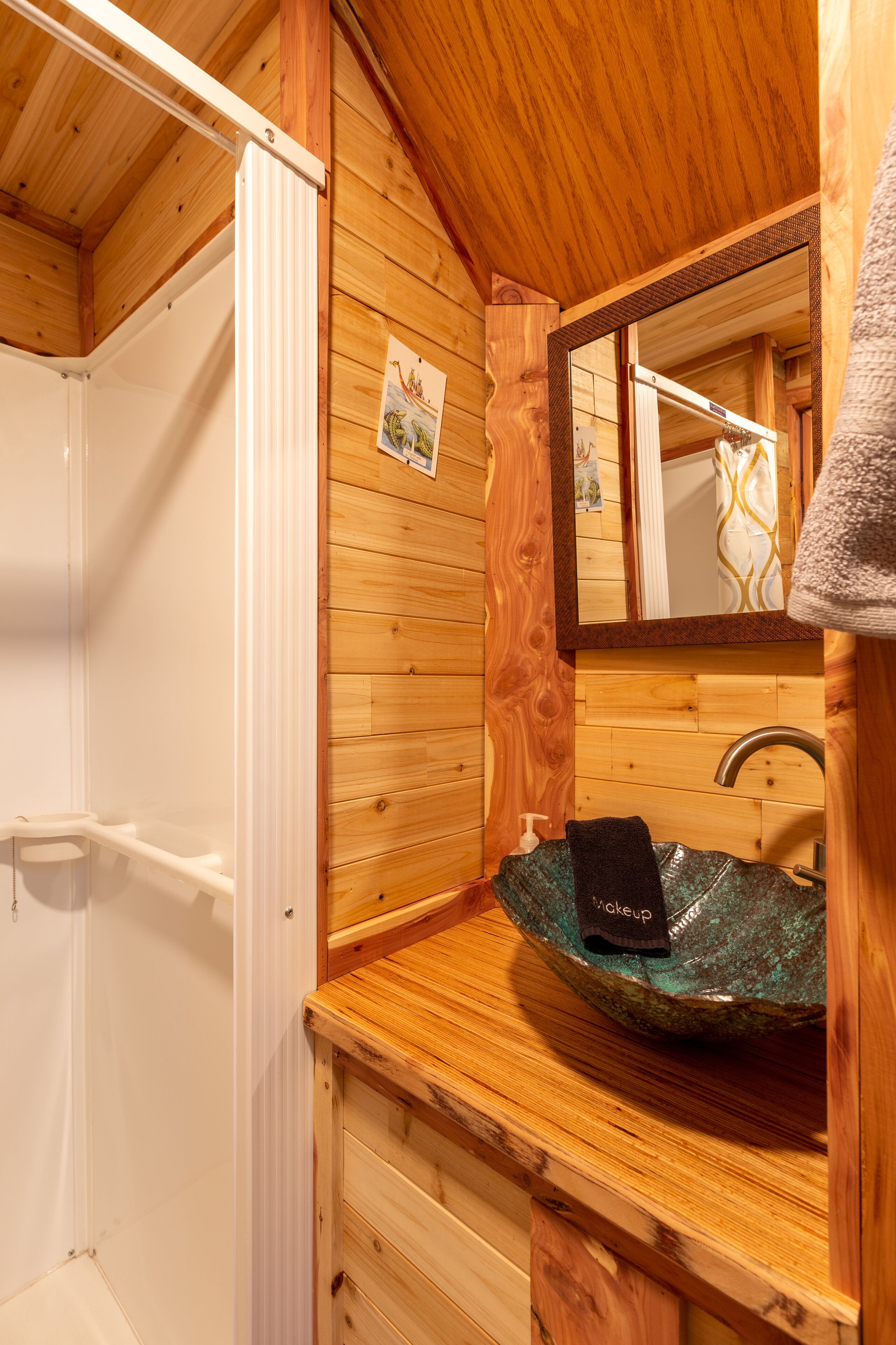Cabine (Tiny House Oakley) | Casa de banho | Um polibã, toalhas fornecidas 