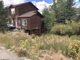 Fachada da propriedade