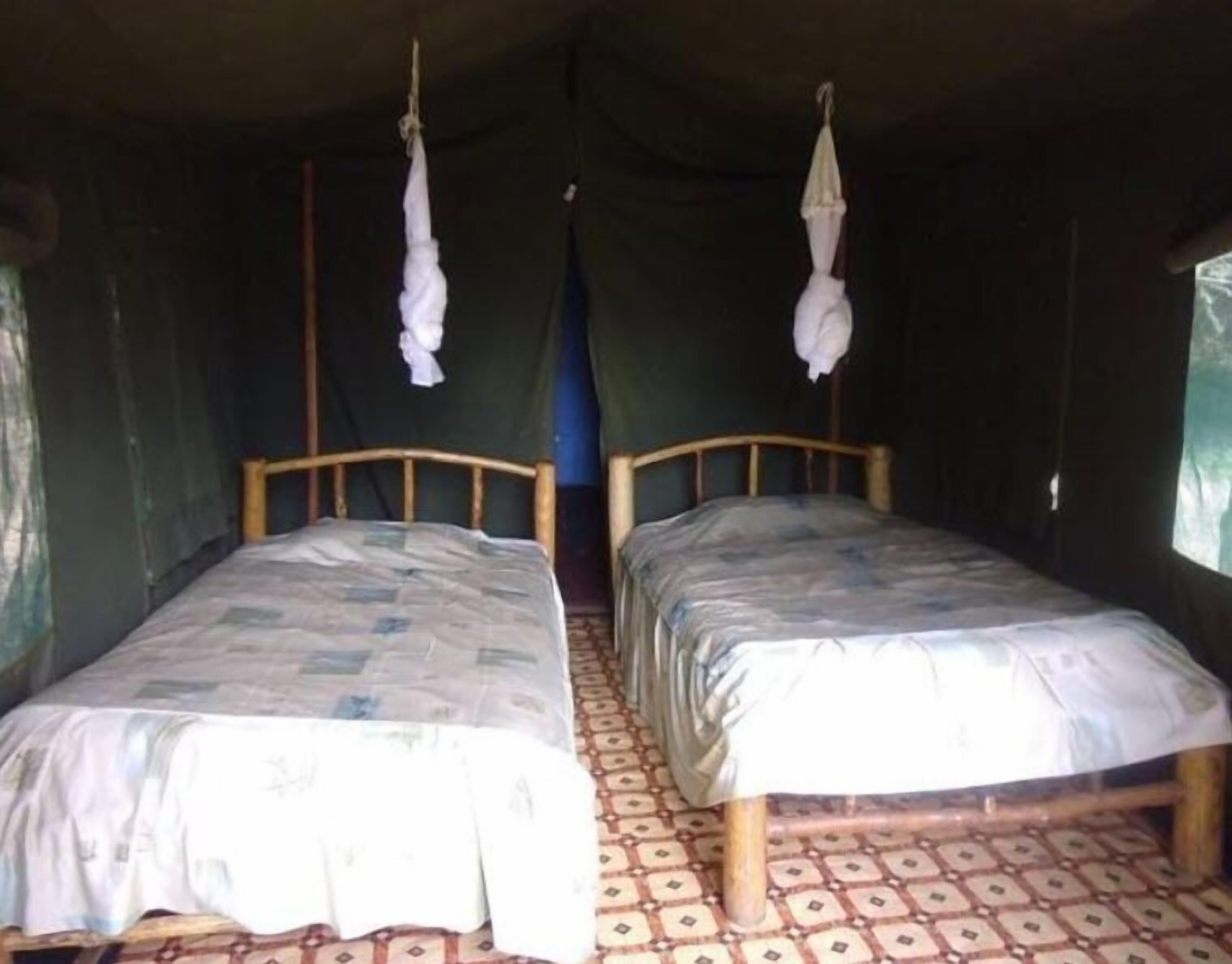 Camas extras/dobráveis (sobretaxa), roupa de cama