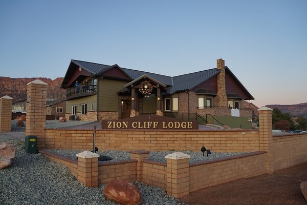 Zion Cliff Lodge - Utah