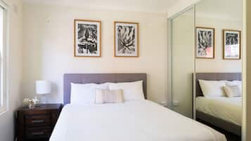 Apartamento Comfort, 1 quarto | 1 quarto, ferro/tábua de engomar, Wi-fi grátis, roupa de cama fornecida