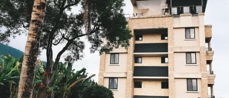 Fachada da propriedade