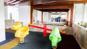 Área de recreio para crianças (coberta)