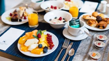 Buffet de pequeno-almoço