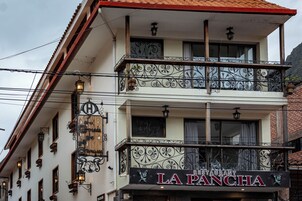 Fachada da propriedade