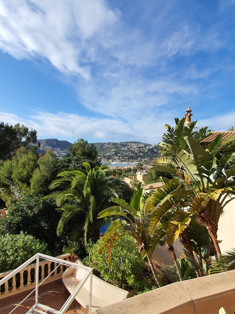 Wunderschöne, Charmante Luxus Villa Mit Palmgarten In Puerto D' Andratx - Sant Elm