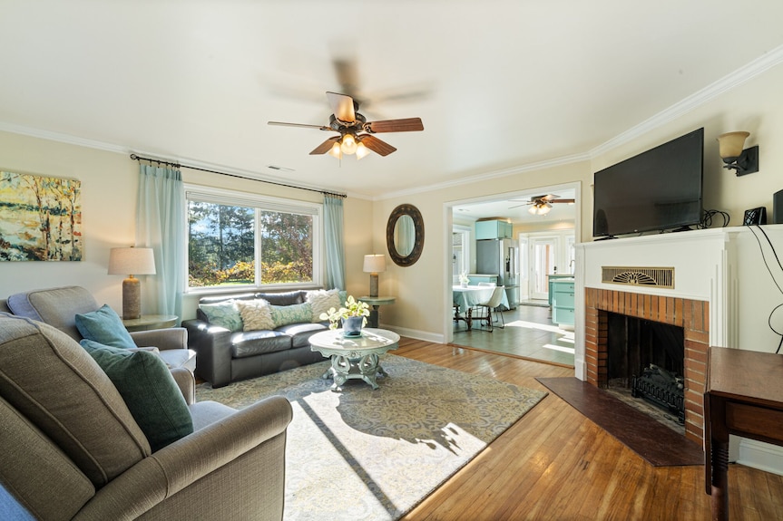 Casa De Campo Con Acceso Al Lago De Vancouver! Acogedor, Limpio Y Cómodo! - Vancouver, WA