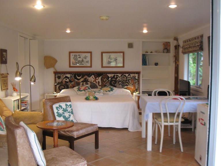 Aimeo Iti Studio Dans Jardin Subtropical, Très Calme Et Pas Loin D'une Plage. - Russell