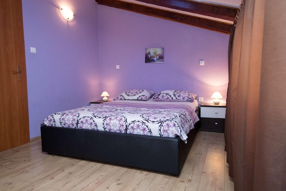 Ferienwohnung Crikvenica Für 2 - 3 Personen Mit 1 Schlafzimmer - Ferienwohnung - Crikvenica