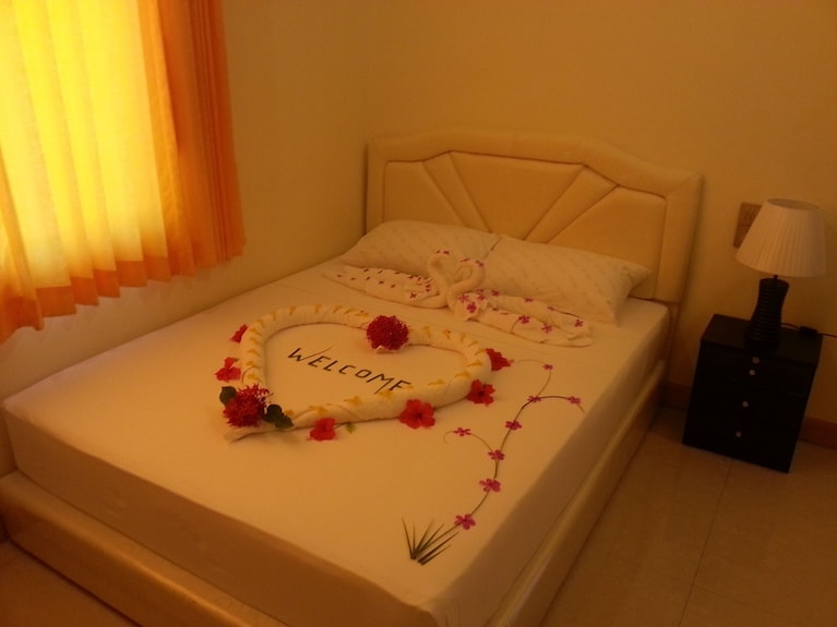 Holiday Mathiveri Inn, Maldives - Maldives