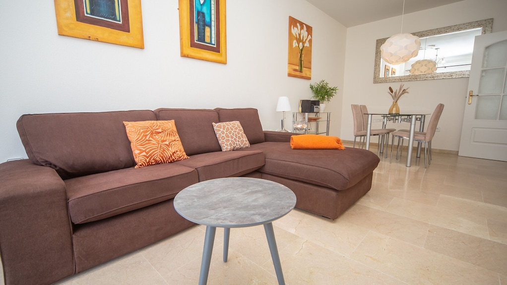 Marina De La Duquesa 827 - Manilva